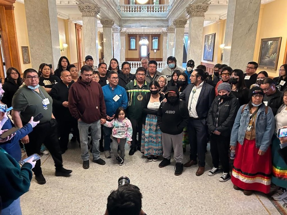 Ontario First Nations launch suit against province, feds over decision ...