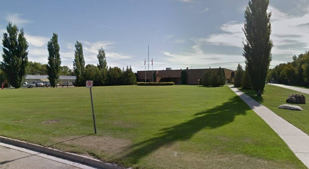 Manitoba Justice launches review into inmates’ escape in The Pas ...