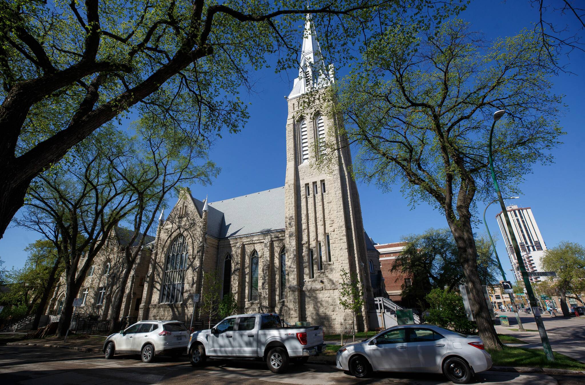 Opening the church doors – Winnipeg Free Press