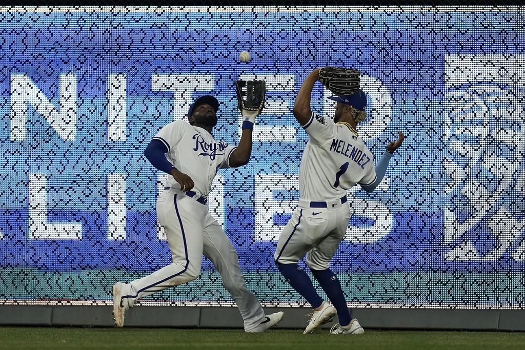 Melendez has 4 RBIs, Royals score 8 in 6th, beat ChiSox 12-5 – Winnipeg ...