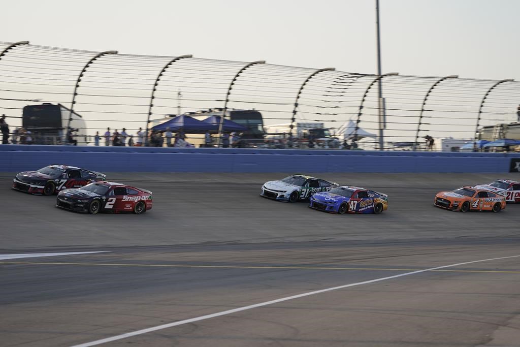 Ross Chastain holds off Martin Truex Jr. to win at Nashville, 3rd ...