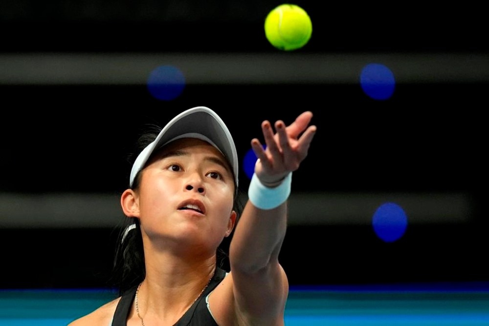 Zhao wins, Bouchard falls in qualifying play at Wimbledon – Winnipeg ...