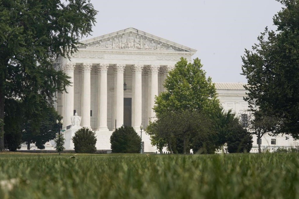 Conservative majority on U.S. Supreme Court flexes muscles on students ...
