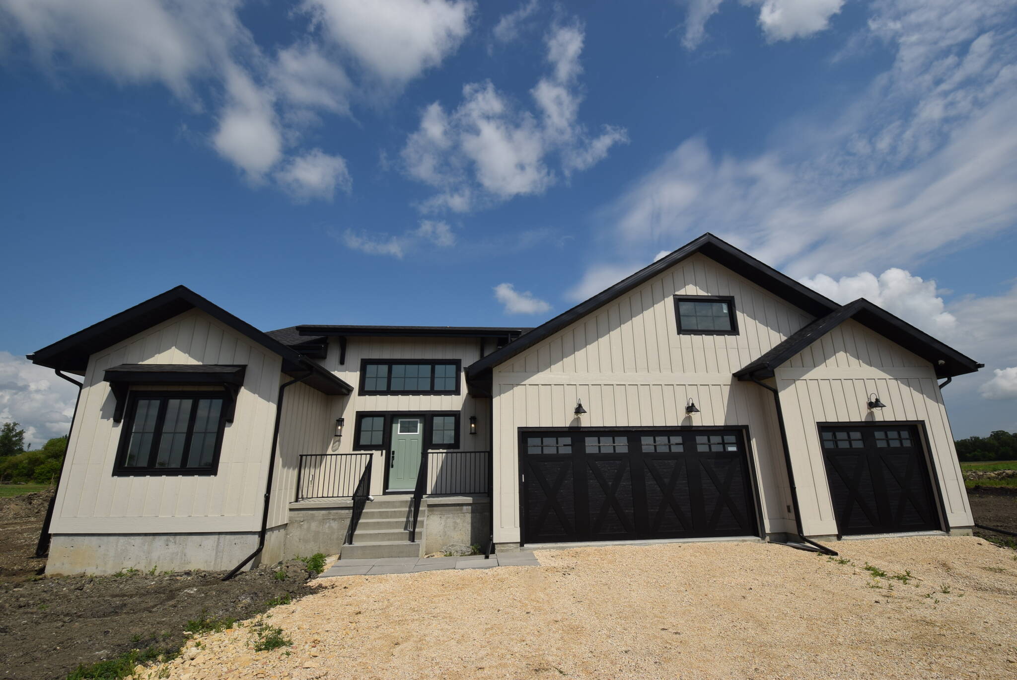 Escape to Deer Ridge Estates – Winnipeg Free Press