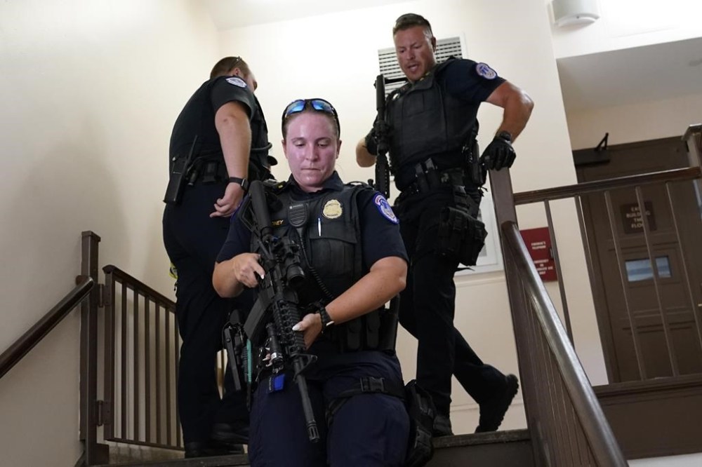 Police search Senate office buildings after report of active shooter ...