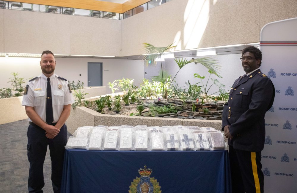 Trucker arrested at Emerson border crossing with 63 kilos of suspected ...