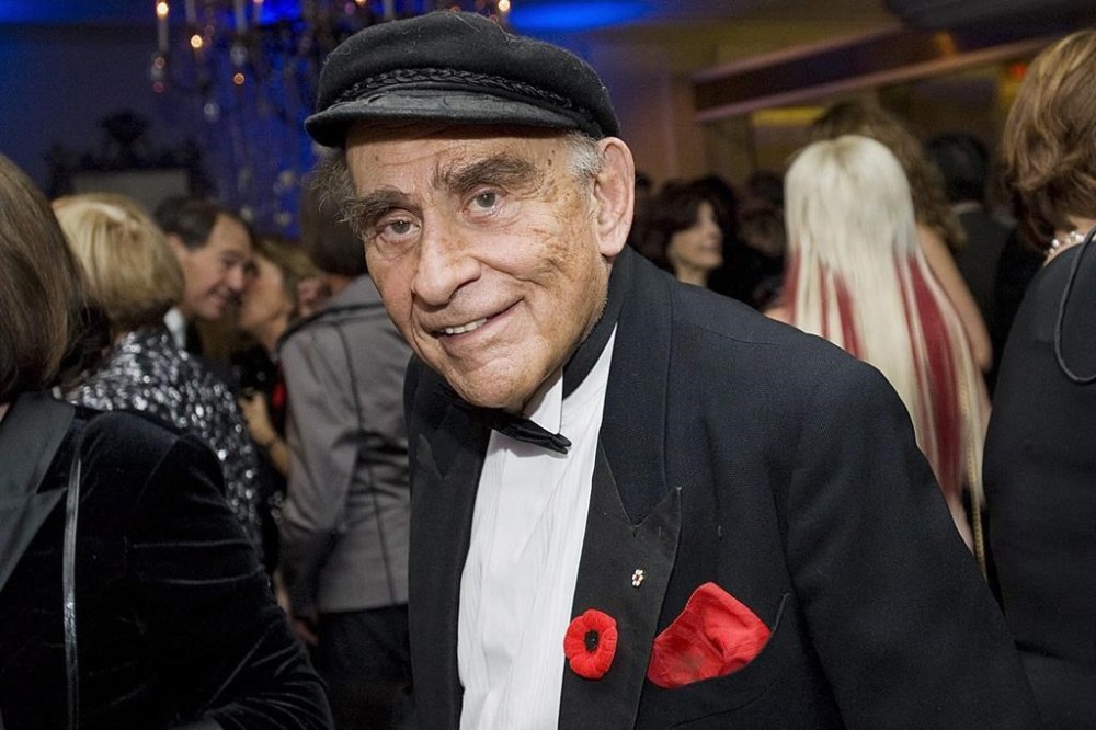 ‘There’s no one to fill his shoes’: Journalist and author Peter C ...