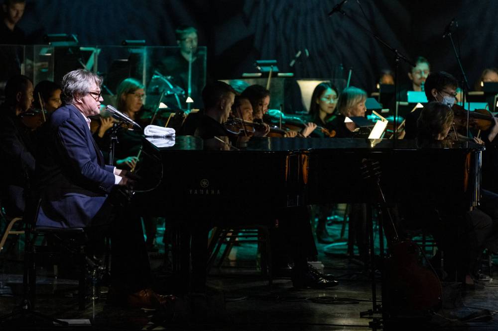 Page meets Pops in powerhouse orchestral show – Winnipeg Free Press