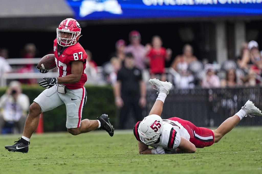 No. 1 Georgia romps 45-3 over Ball State behind Mews’ punt return TD, 3 ...