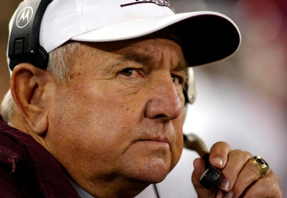 Roy Kidd, who guided Eastern Kentucky to 2 NCAA Division I-AA football ...