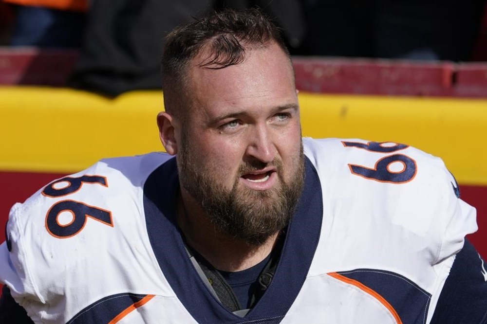 Vikings sign guard Dalton Risner to give their vulnerable offensive ...