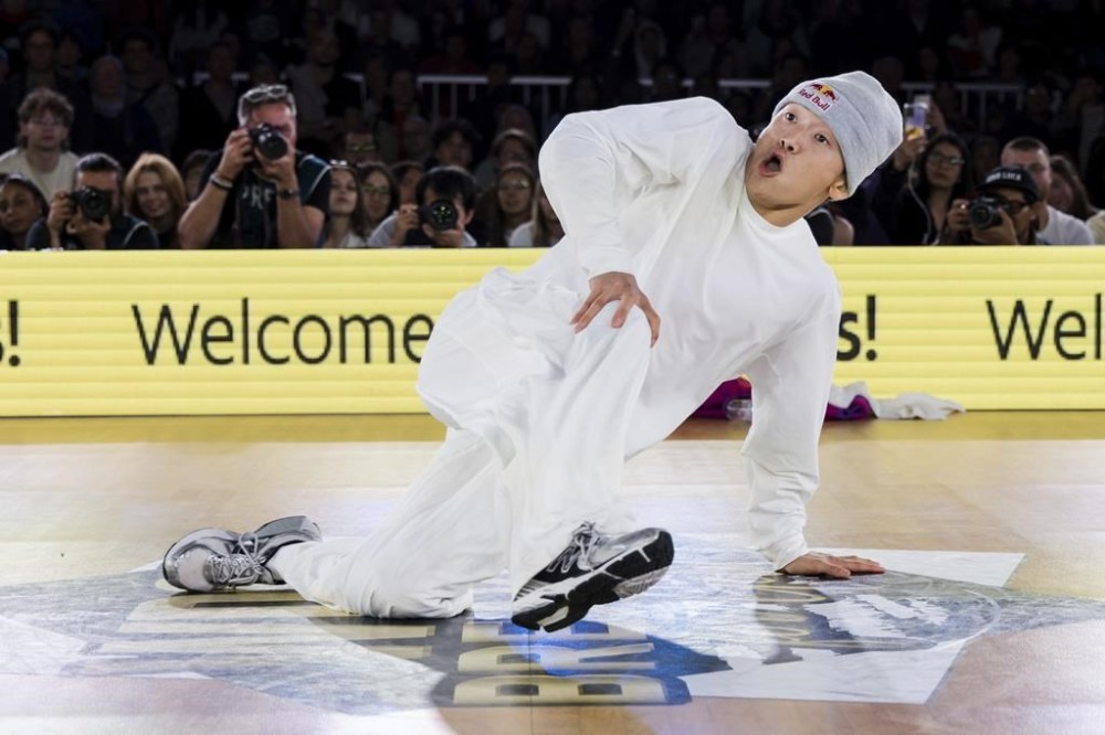 Breakers Dominika Banevič and Victor Montalvo qualify for next year’s ...