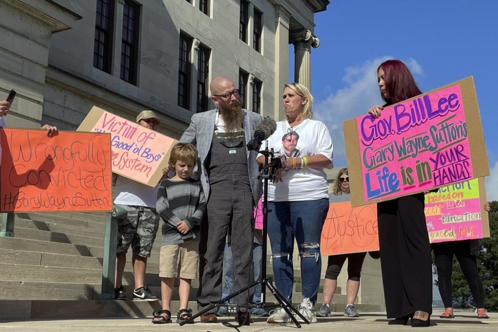 Supporters of Tennessee death row inmate Gary Sutton hope to prove he ...