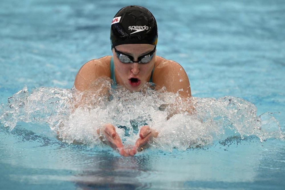 Canada’s Pickrem wins gold in 200-metre medley at swimming World Cup ...
