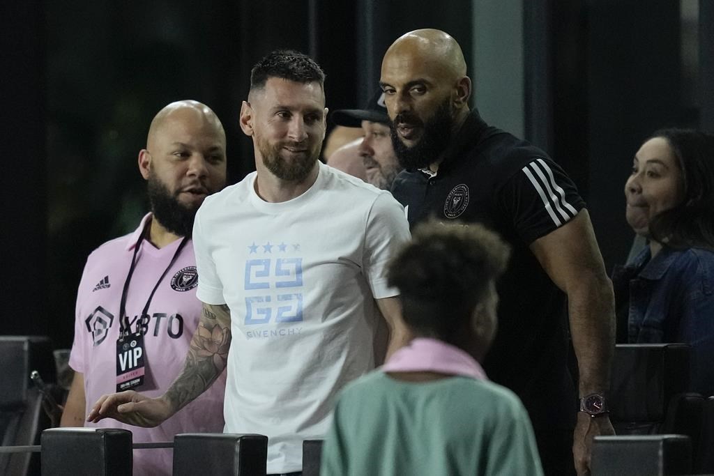 Lionel Messi in starting lineup for Inter Miami in MLS season finale at ...