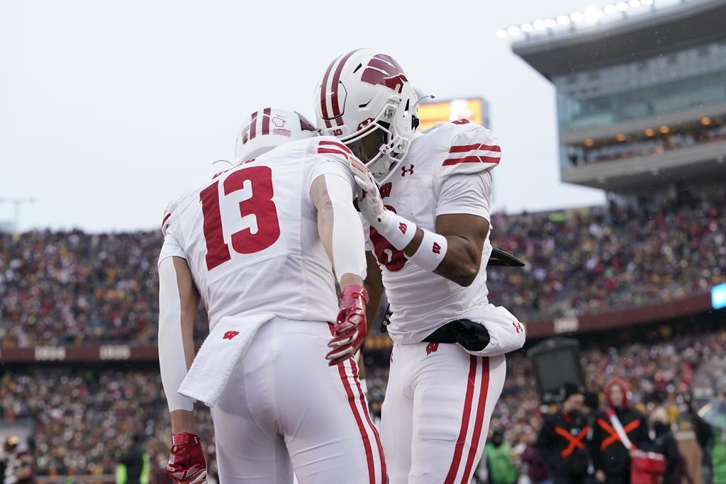 Badgers beat Gophers 28-14 to take back Paul Bunyan’s Axe behind Allen ...
