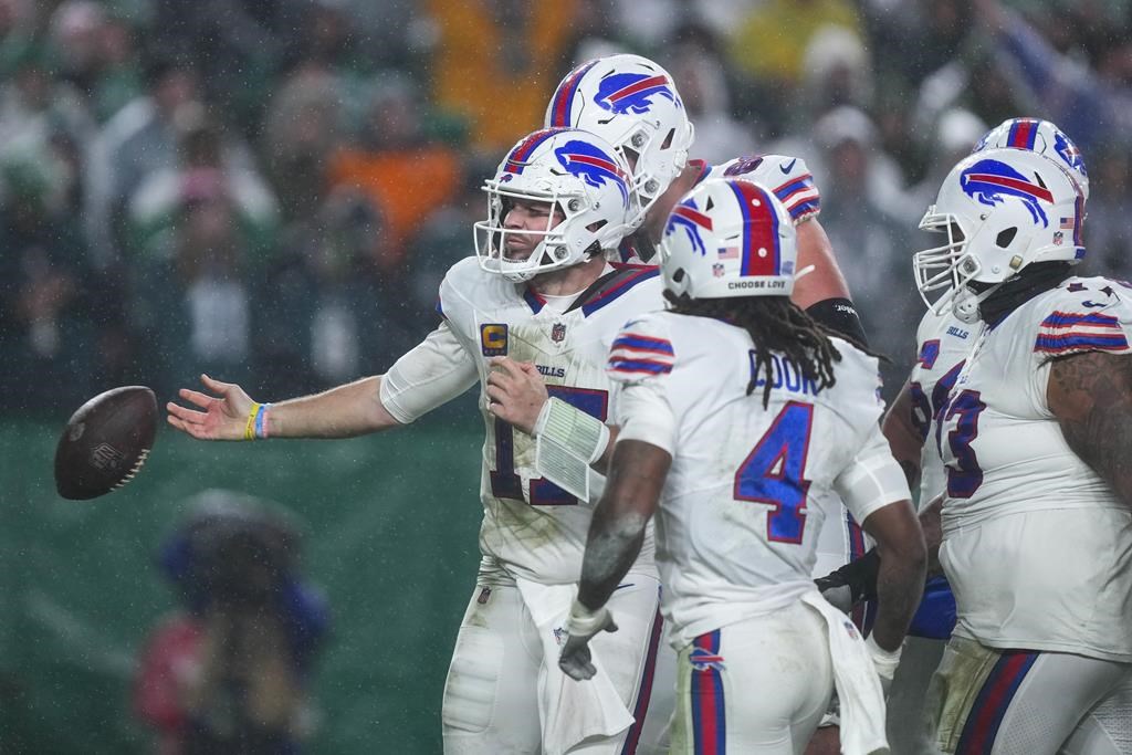 Critics begin turning up the heat on Bills coach McDermott after latest ...