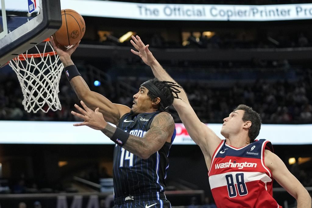 Nikola Jokic has 21 points and 16 assists, Nuggets hold off Dutant, Suns 119-111 – Winnipeg Free ...