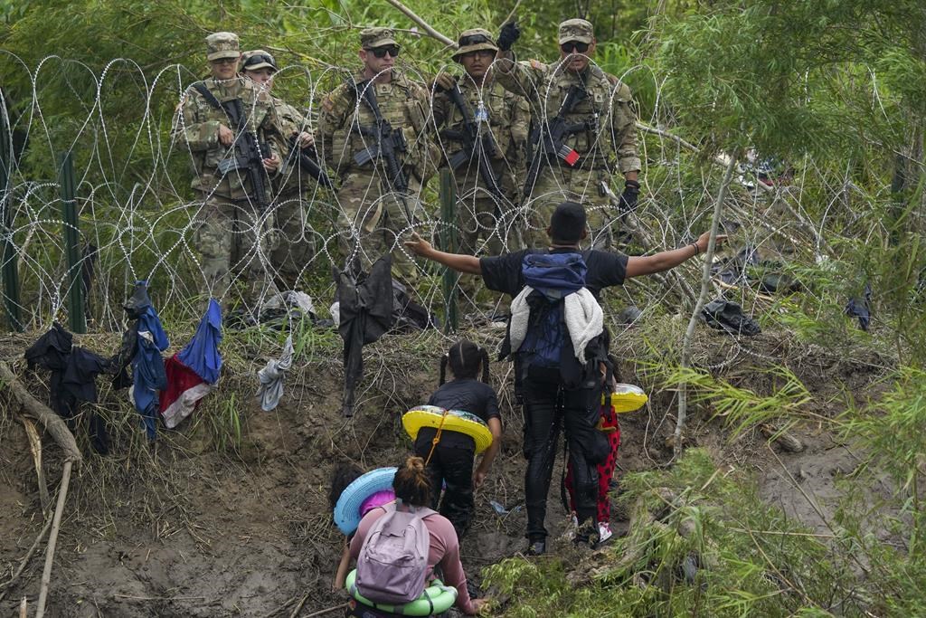 The jungle between Colombia and Panama becomes a highway for migrants ...