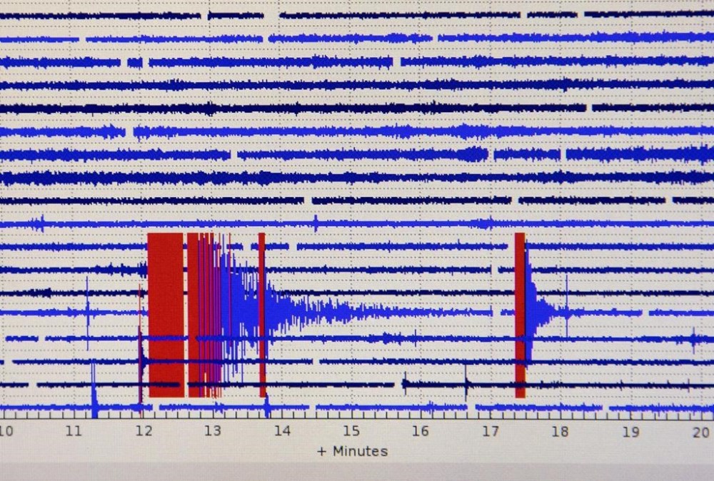 Earthquakes Canada receives hundreds of reports in B.C. after 4.9 ...