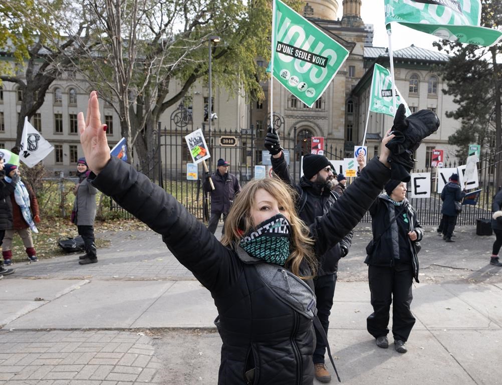 Quebec teachers hopeful but weary as students return to school after ...