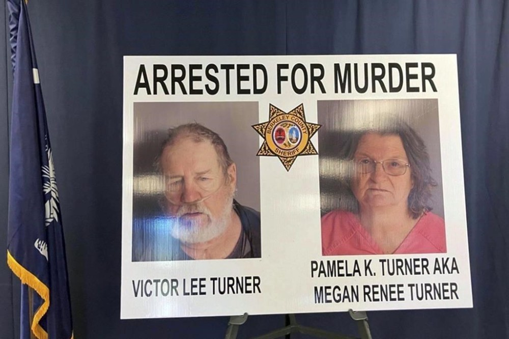 Microscopic fibers link couple to 5-year-old son’s strangulation 34 ...
