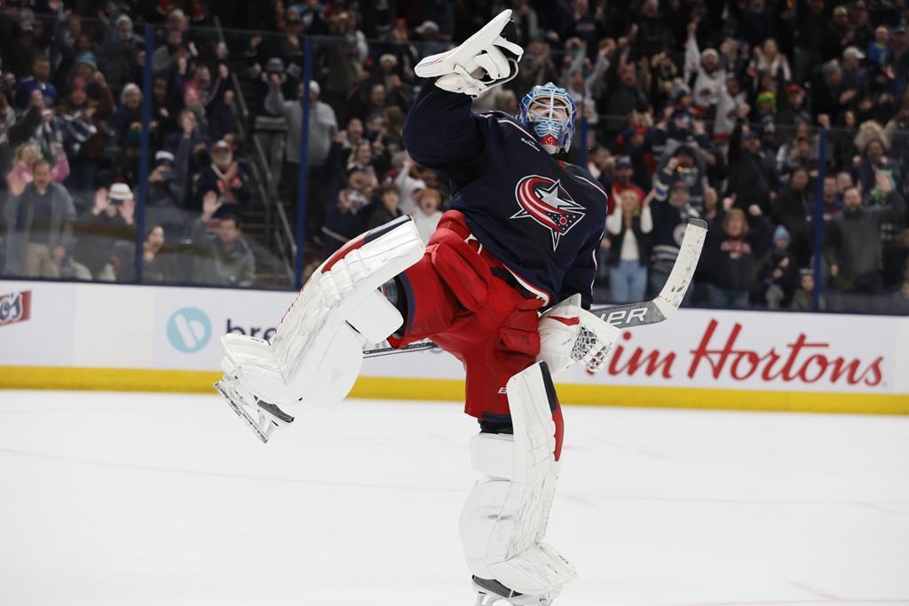 NHL roundup: Fleury passes Roy for second spot in wins as Wild whip ...