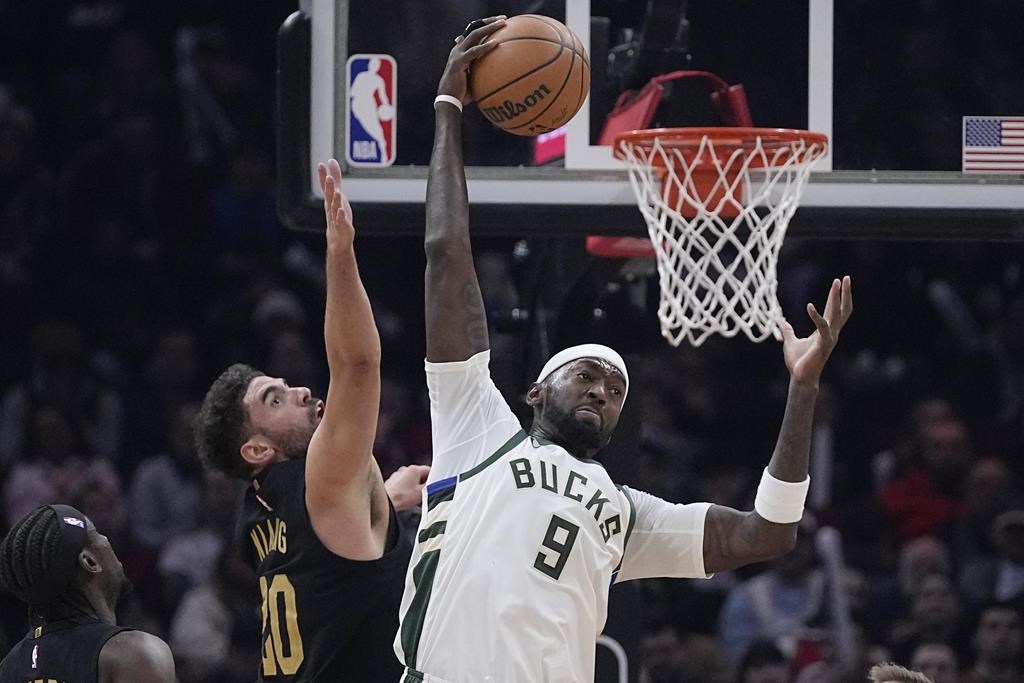 Donovan Mitchell scores 31 points as Cavaliers thrash Giannis-less ...