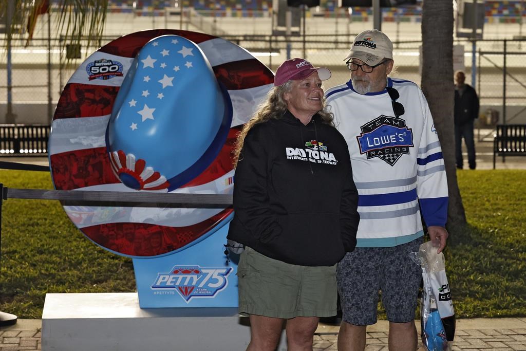 Daytona unveils the first of 28 unique statues of Richard Petty’s famed ...