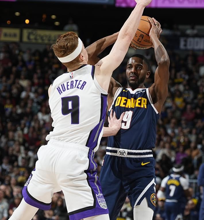 Fox scores 30 points, rallies Kings from 16 down for 102-98 victory ...