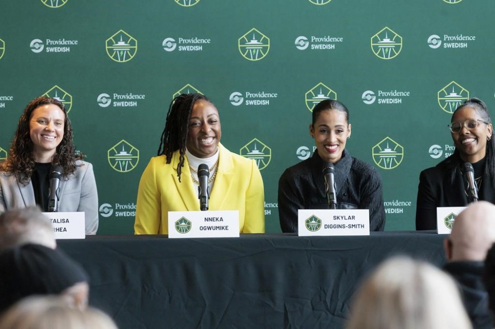 Diggins-Smith finds a fresh start with the Storm. She’ll get to play ...