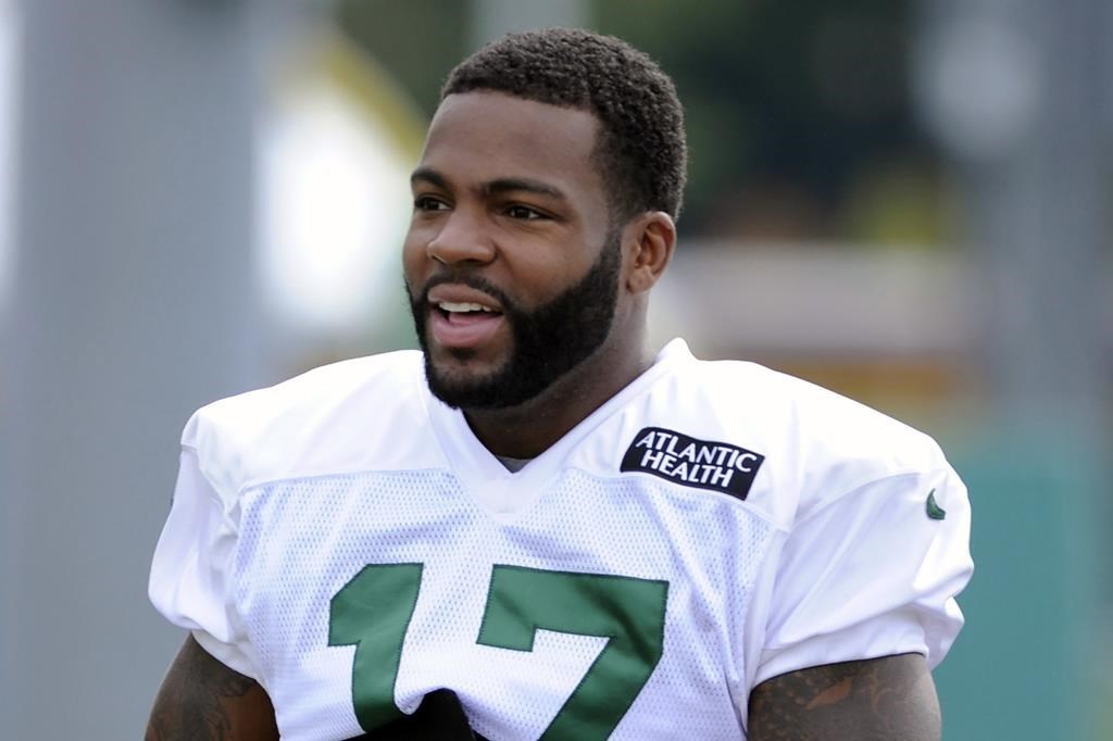 Police say former NFL player Braylon Edwards is a hero for saving a man ...