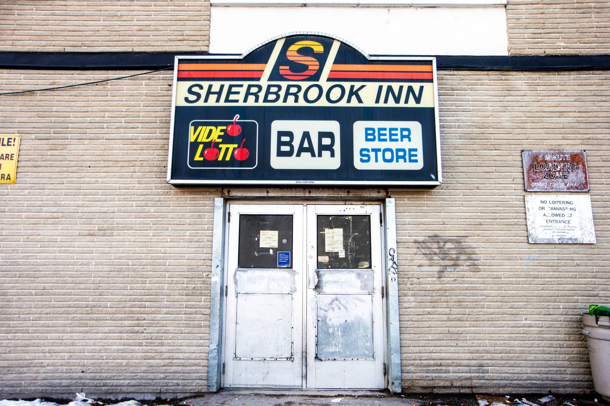 Infamous Sherbrook Inn shutters bar, vendor – Winnipeg Free Press