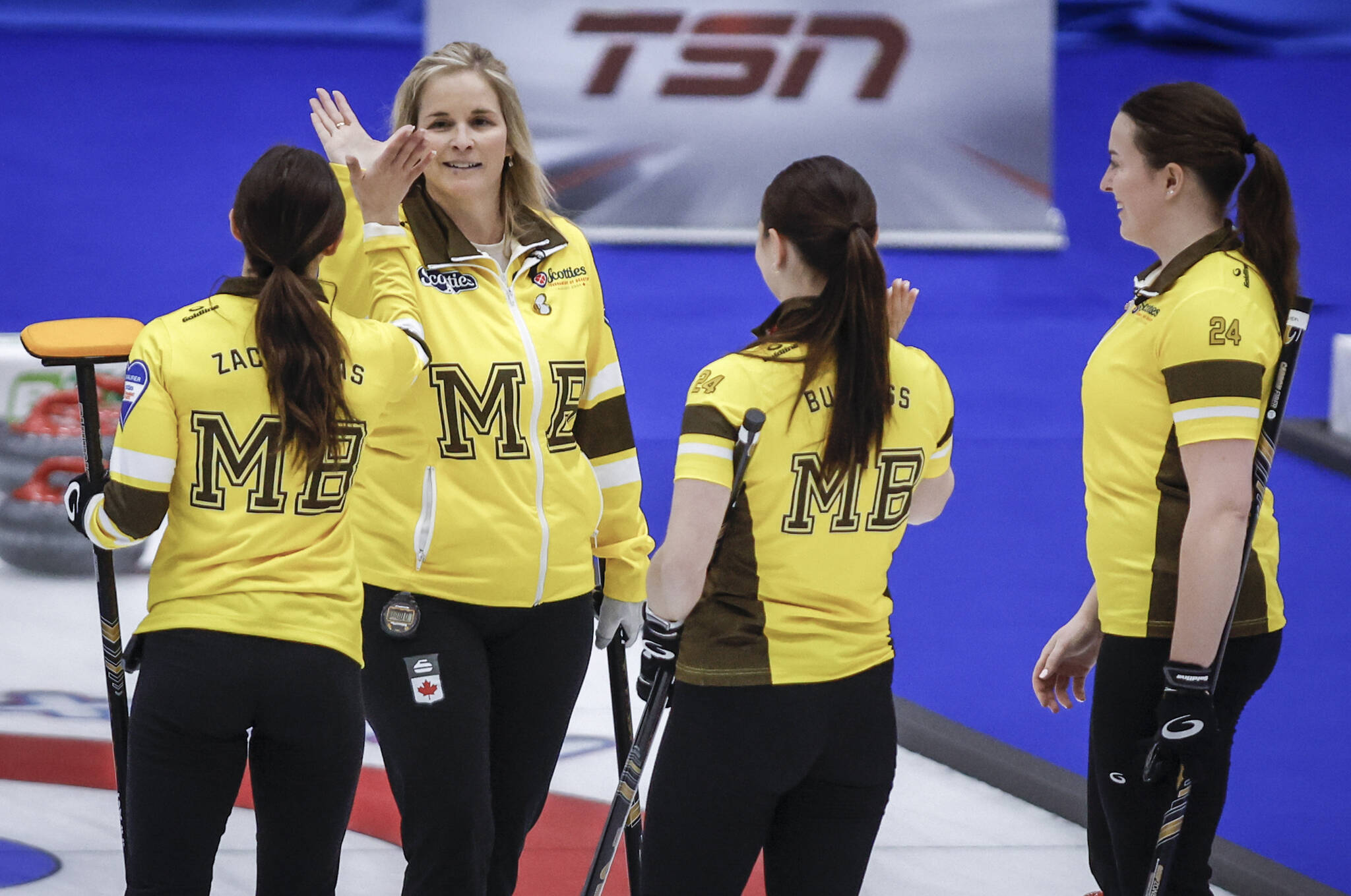 Jones into Scotties final after clobbering Cameron – Winnipeg Free Press