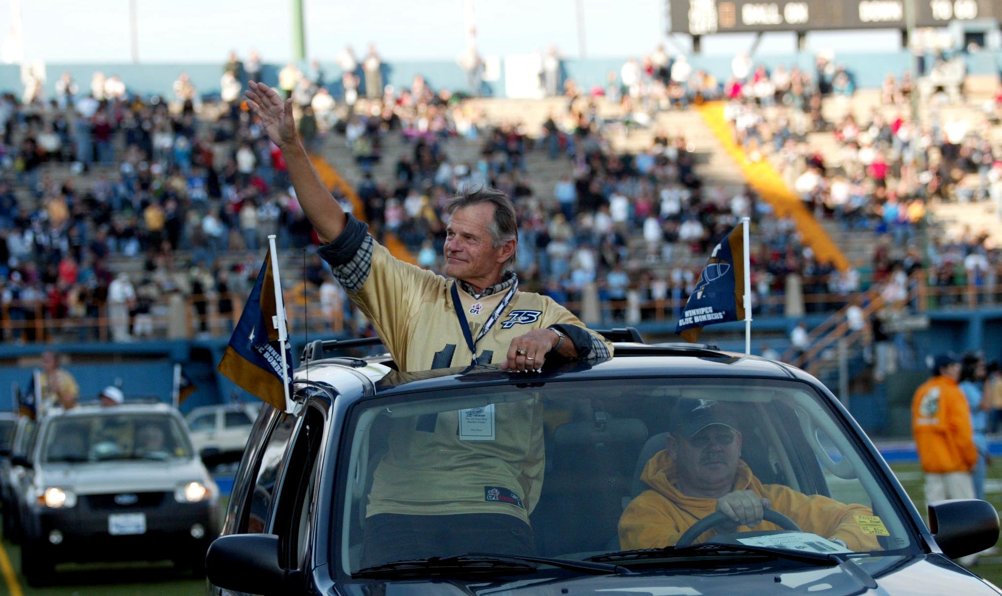 Hall of fame Blue Bombers quarterback Ken Ploen dead at 88 – Winnipeg ...
