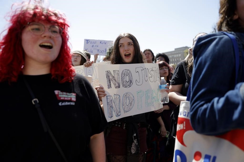 A nonbinary student’s death after a high school fight has been ruled a ...