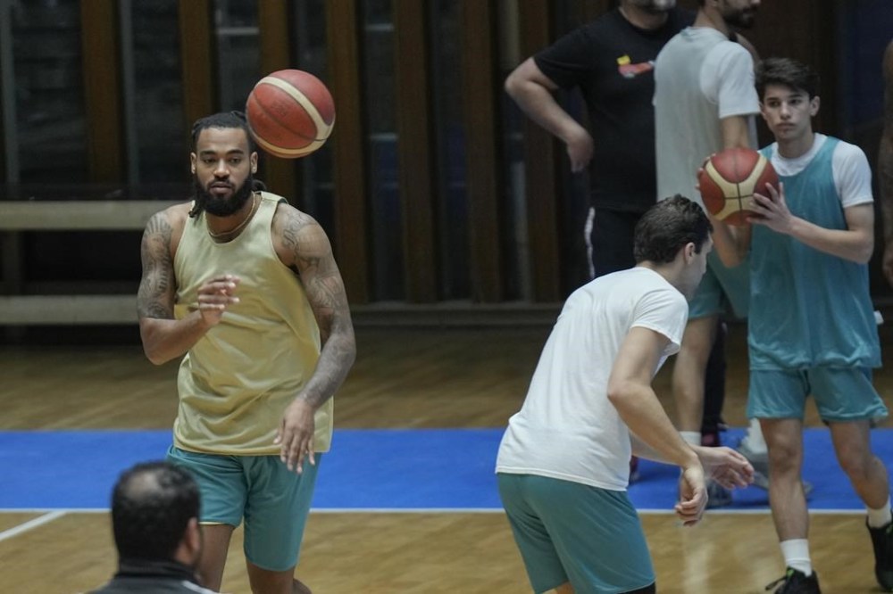 Americans star on an Iraqi basketball team. Its owners include forces ...