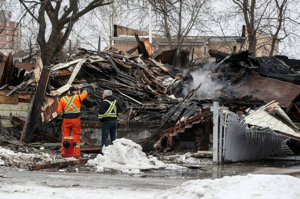 Crews battle trio of fires overnight – Winnipeg Free Press