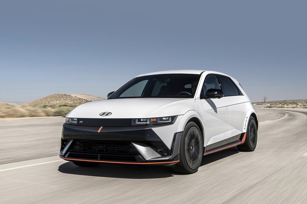 Edmunds: The best performance cars for $65,000 – Winnipeg Free Press