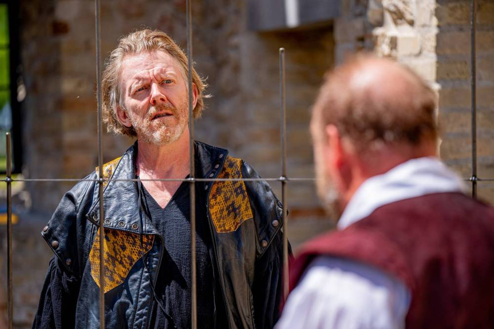 Production examines Othello character’s life behind bars – Winnipeg ...