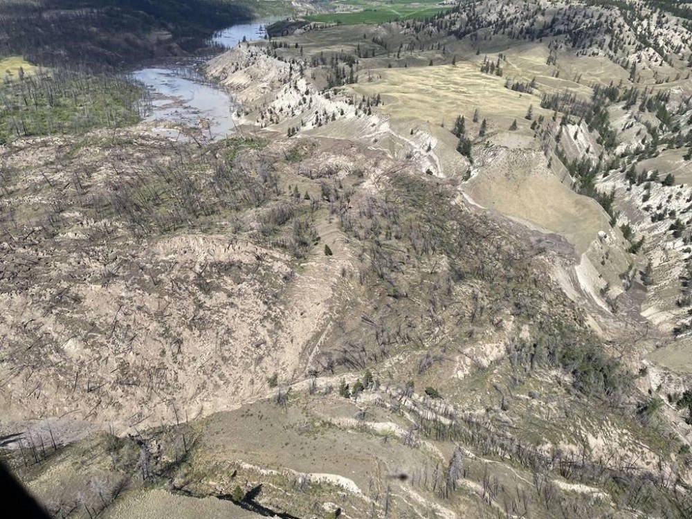 Man runs over moving ground to narrowly escape landslide along B.C ...