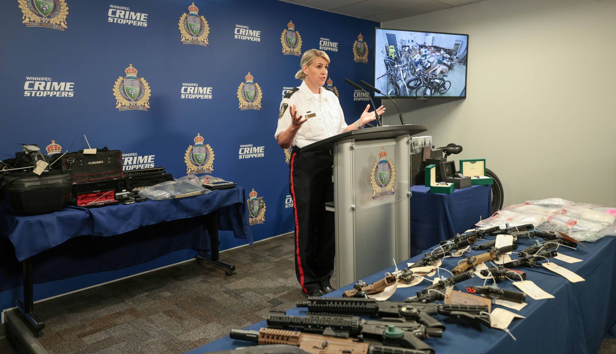 Pawn shop discovery leads police to stolen goods stockpile – Winnipeg ...