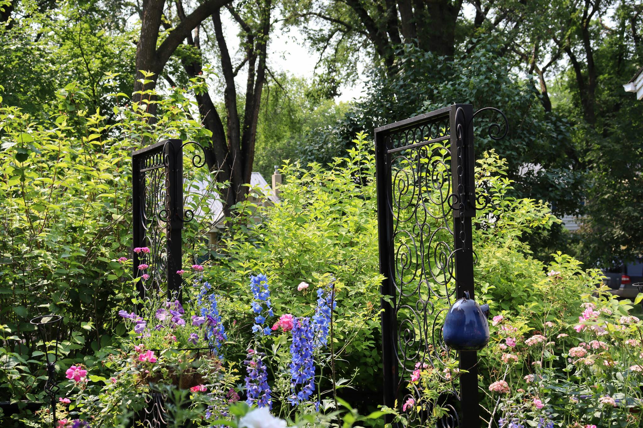Take a peek inside a magical garden – Winnipeg Free Press