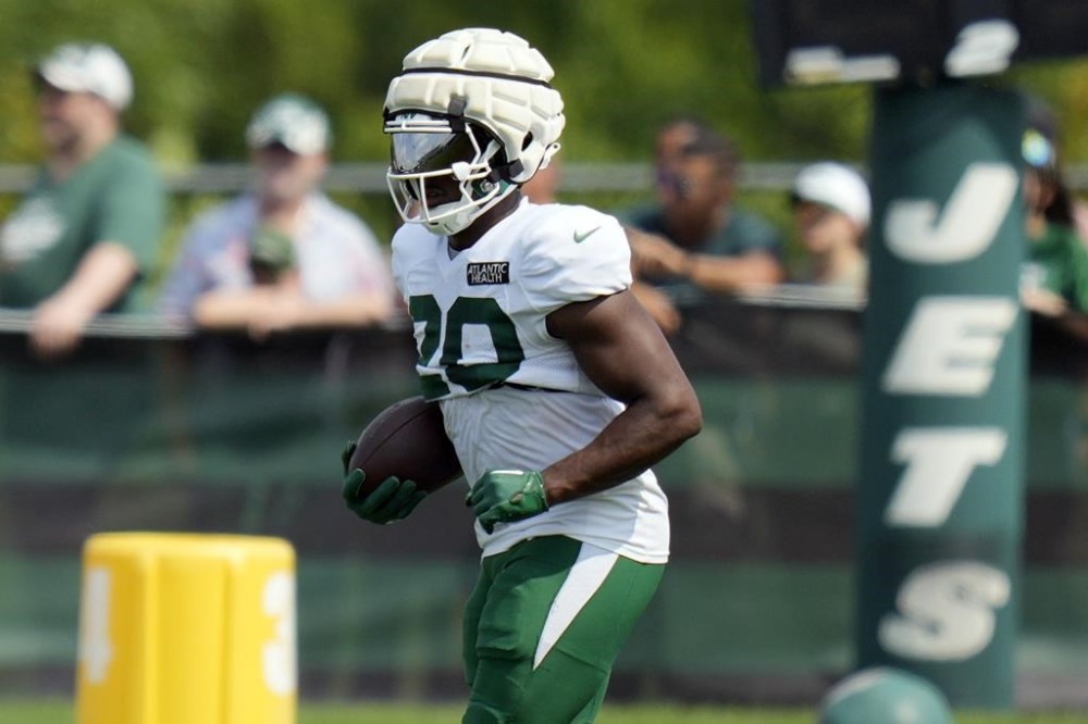Jets’ Breece Hall says he hasn’t accomplished anything yet, wants ...
