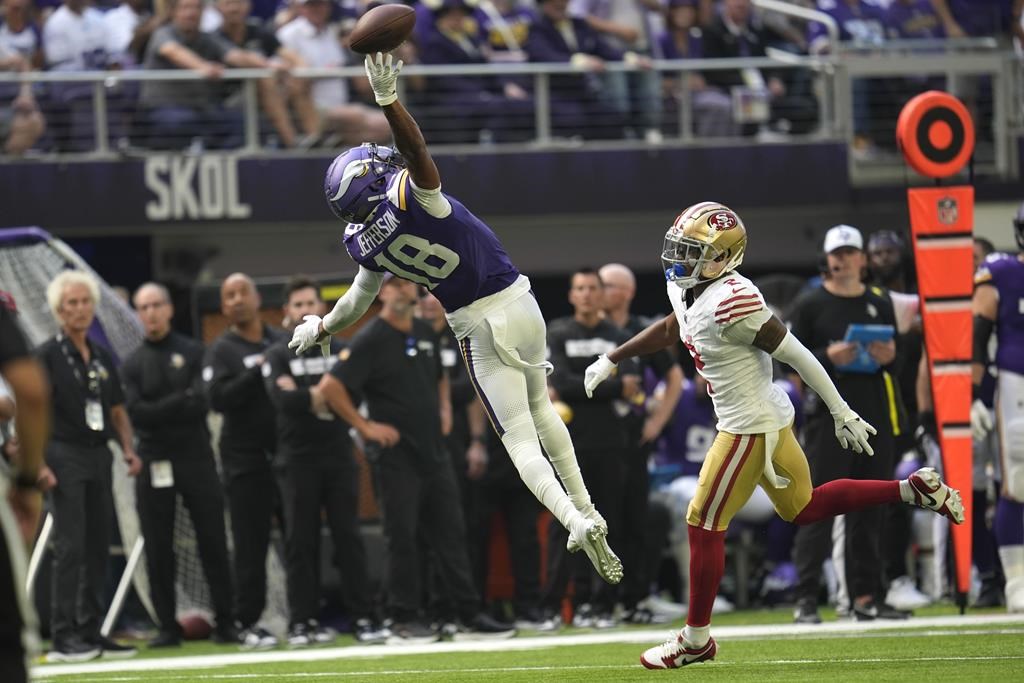 Vikings’ Jefferson forced out of game with bruised quad that leaves him ...