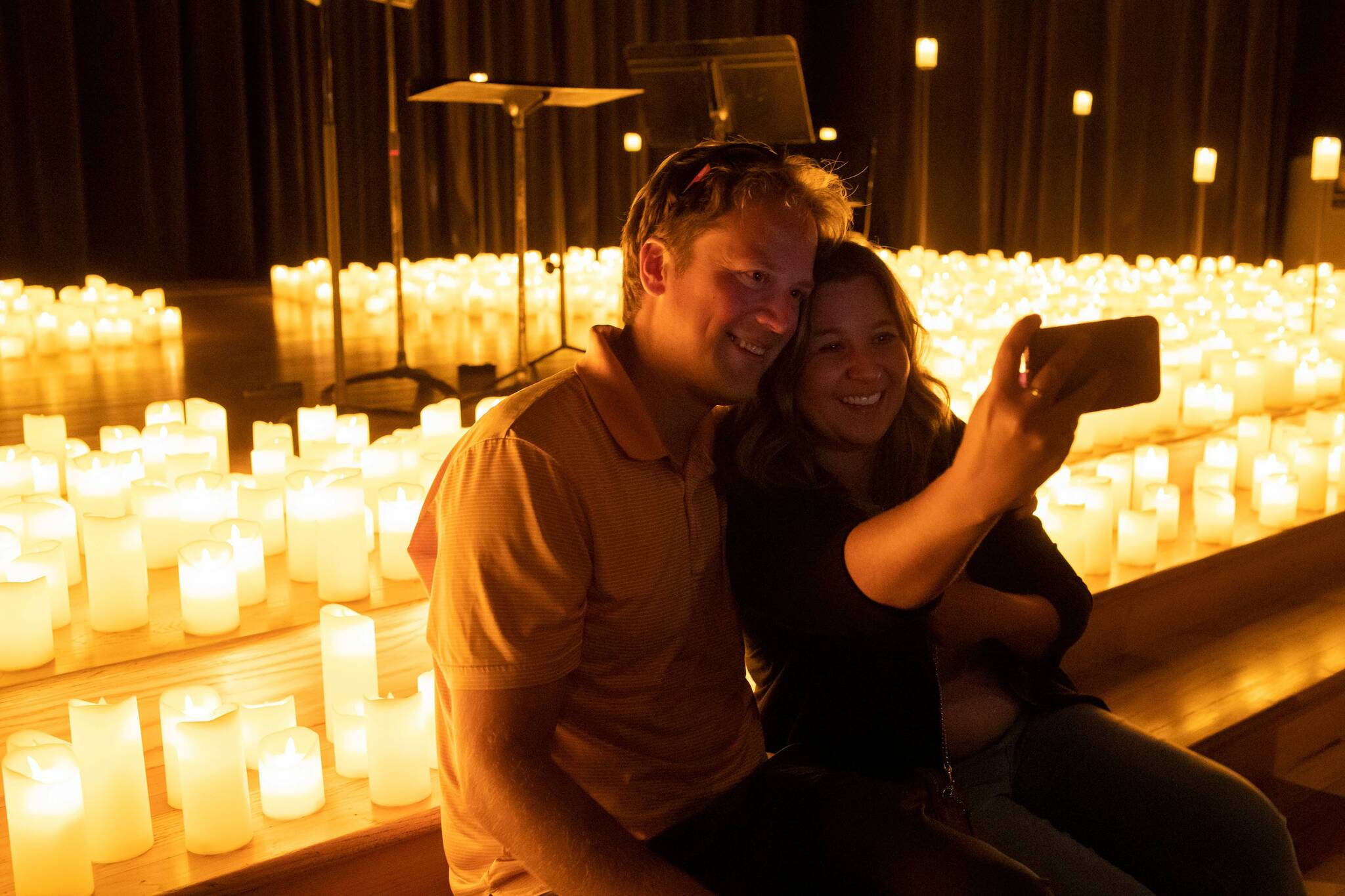 Candlelit night out for the internet age – Winnipeg Free Press