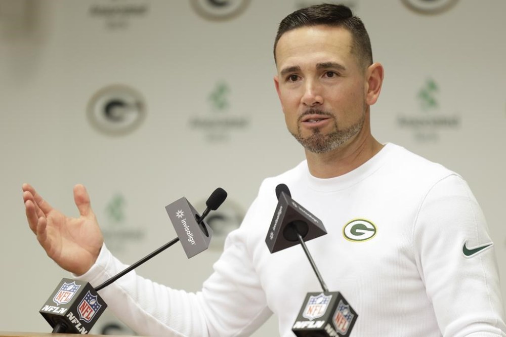Former Jets coach Robert Saleh monitoring Packers’ offense and helping ...