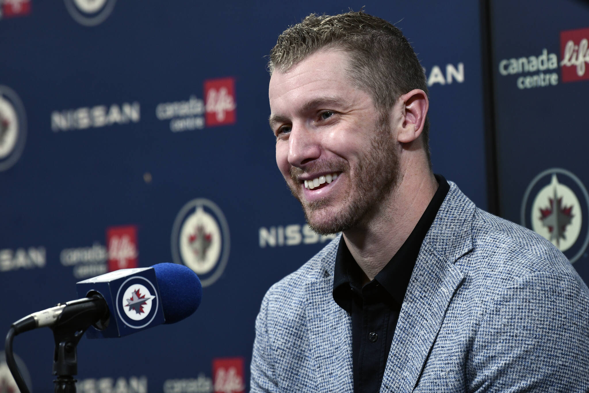 Bryan Little celebrated by Jets – Winnipeg Free Press