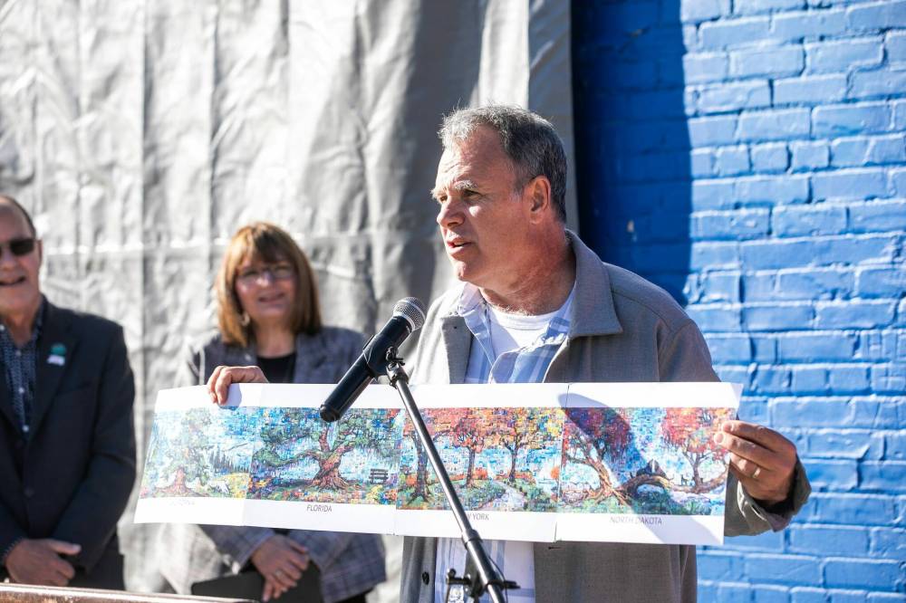 More than 2,000 small but significant artistic contributions make one ...