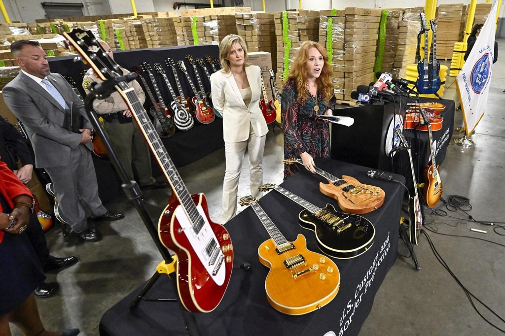 More than 3,000 fake Gibson guitars seized at Los Angeles port ...